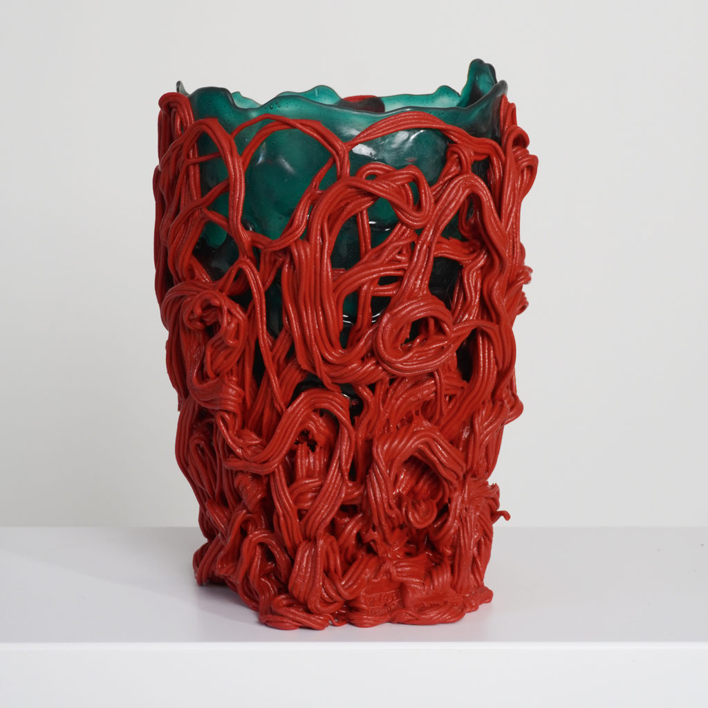 Spaghetti Special : vase rouge et vert de Gaetano Pesce - Galerie OAK